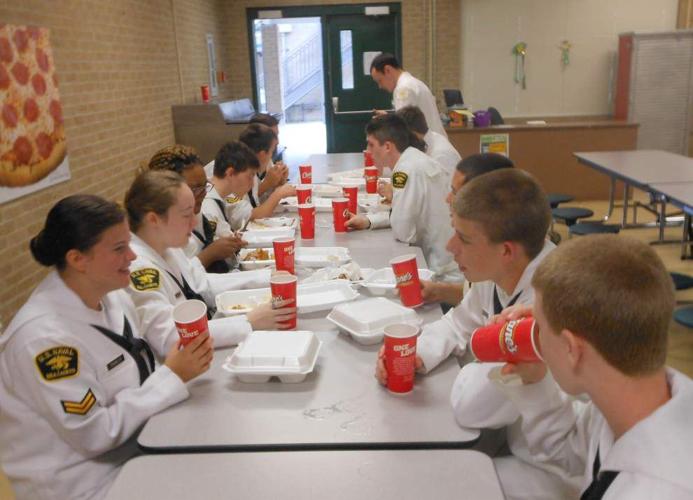 Walker High tribute to veterans focuses on the value of service ...