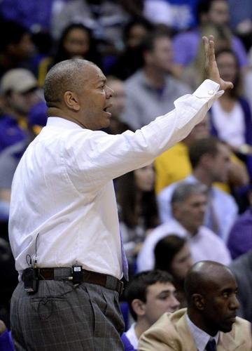 Photos: Dale Brown, Jim Hawthorne in attendance as LSU beats South ...