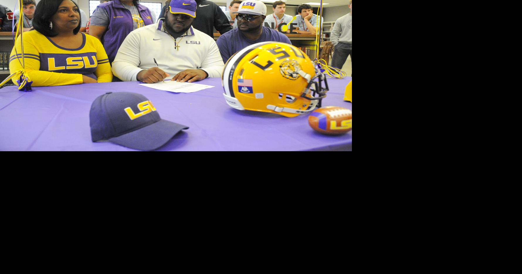 LSU football signee Tyler Shelvin crosses one hurdle, approaches next ...