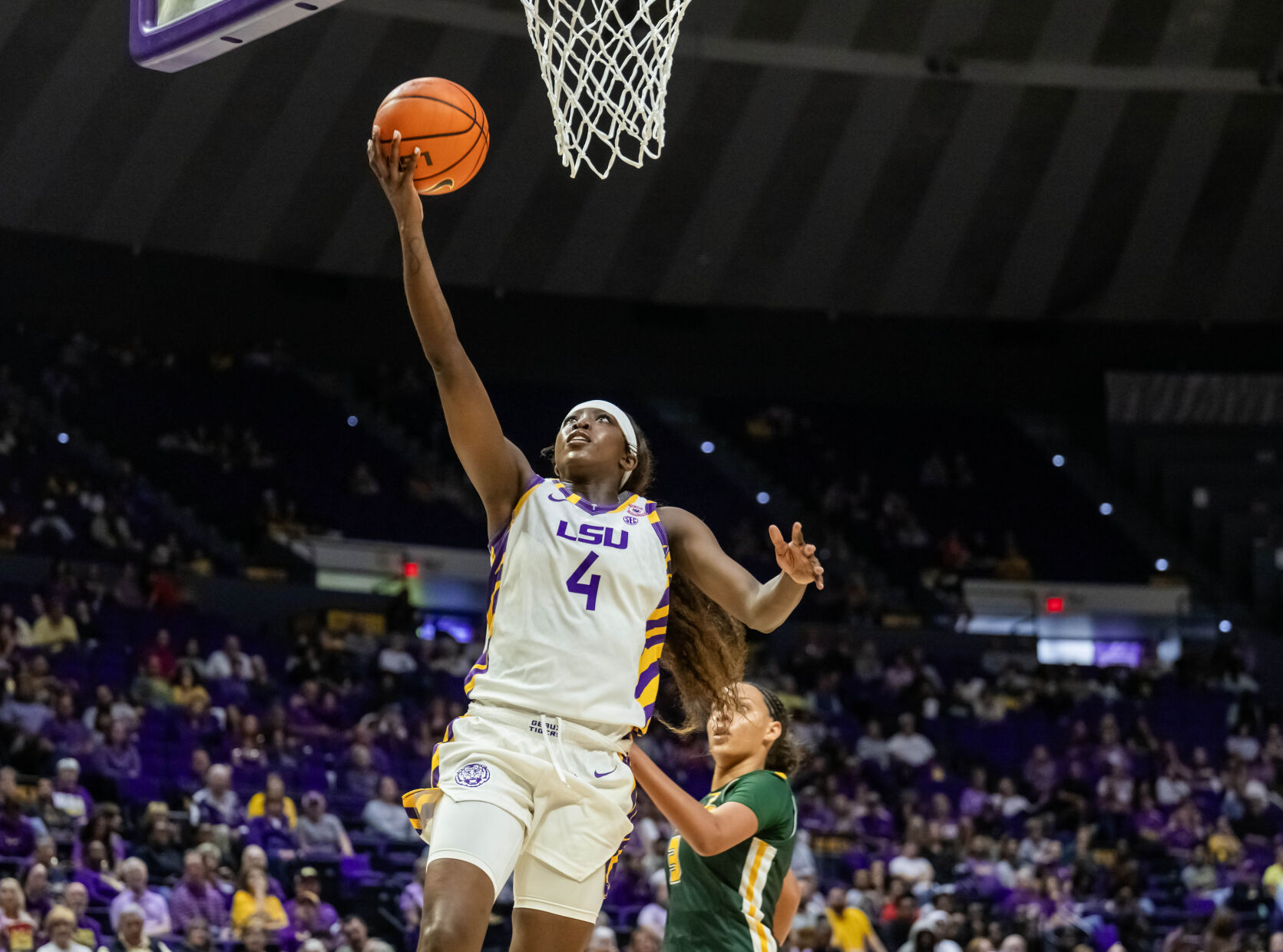 Photos: LSU Tigers Pounce on Southeastern Lions | Multimedia ...