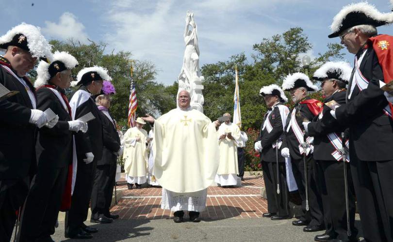 Priest honored for his work while chaplain, POW in World War II | News ...