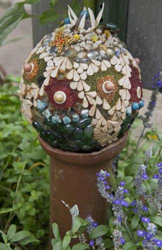 Spanish Town men put new spin on urban sprawl with rambling landscape ...