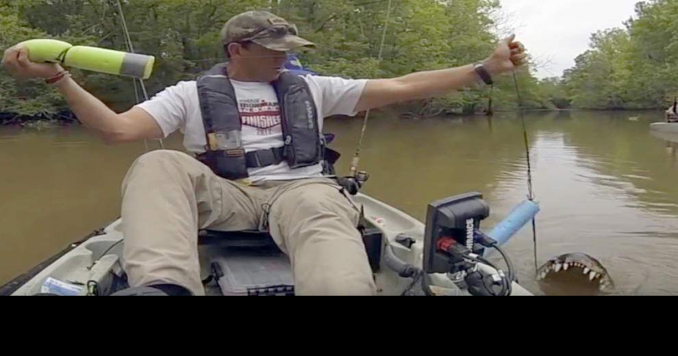 The memory, or nightmare, of a lifetime: Surprise monster alligator ...