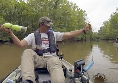 The memory, or nightmare, of a lifetime: Surprise monster alligator ...