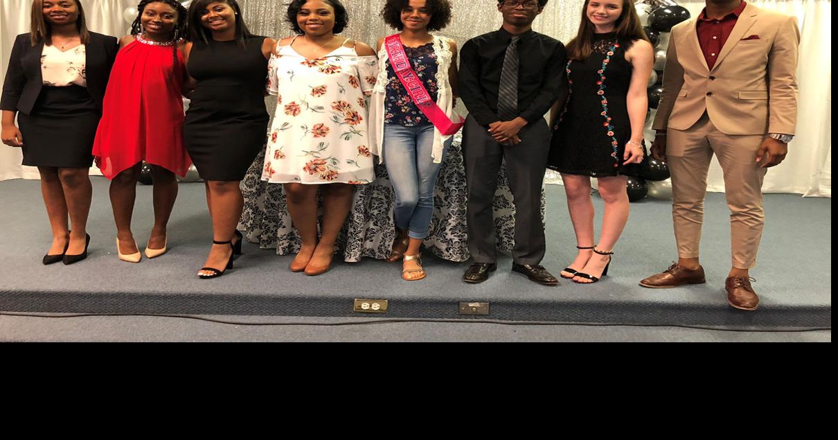 Overseer Richard Rayborn Sr. Scholarship Fund awards scholarships to ...