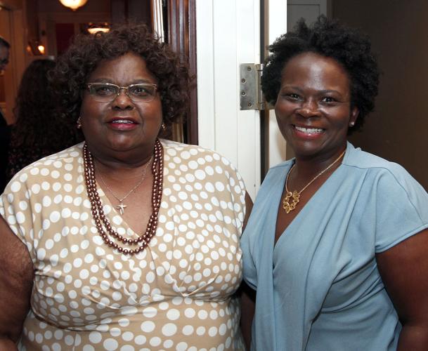 Nell Nolan: Georges and Advocate dinner for Cantrell, Links | Nell ...