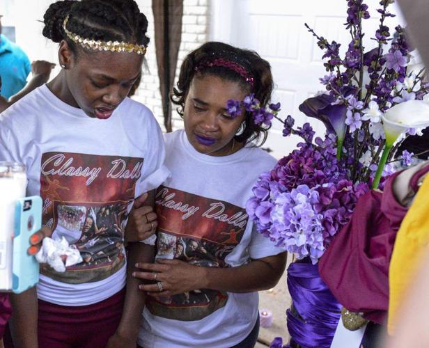 Friends mourn 16-year-old Kaylan Ward killed on I-10; police probe ...