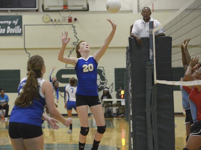 Volleyball teams tip off season with jamboree | High Schools ...