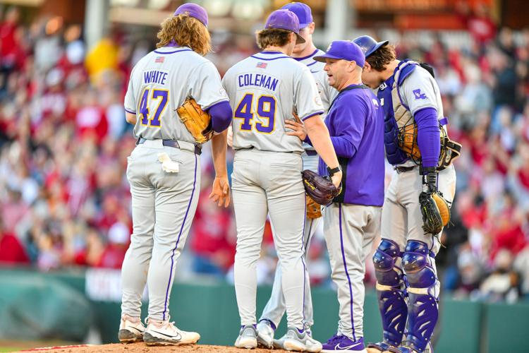LSU baseball loses to Arkansas, Hagen Smith to open series | LSU ...