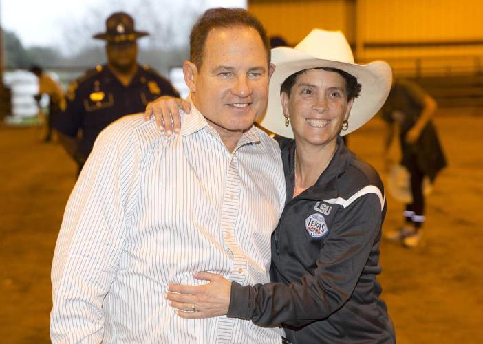 Cowboy hats and rodeo games, LSU Tigers get into Texas spirit during ...