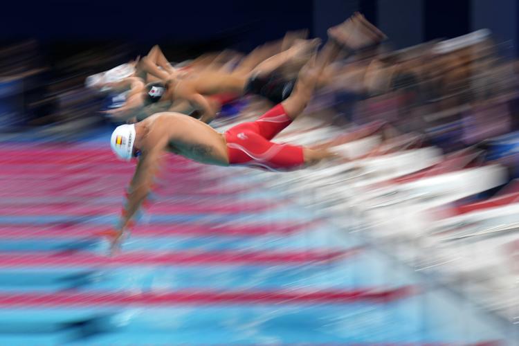 LSU's Brooks Curry gets silver with U.S. team in 4x200 relay | Sports ...