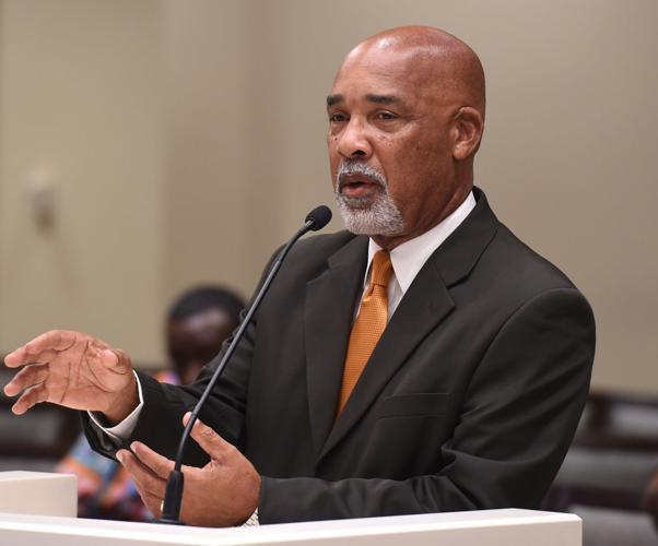 Field for Baton Rouge police chief narrows to five candidates | Crime ...