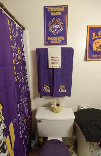 LSU superfan Sharon Leino’s home wears what she wears: Purple and Gold ...