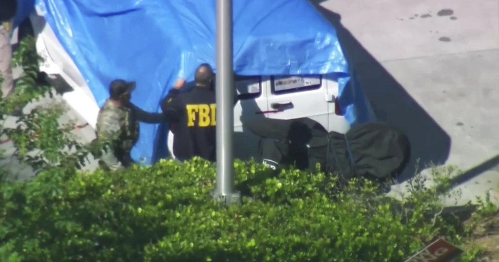 What we know about Cesar Sayoc Jr.: A Republican body builder with bomb ...