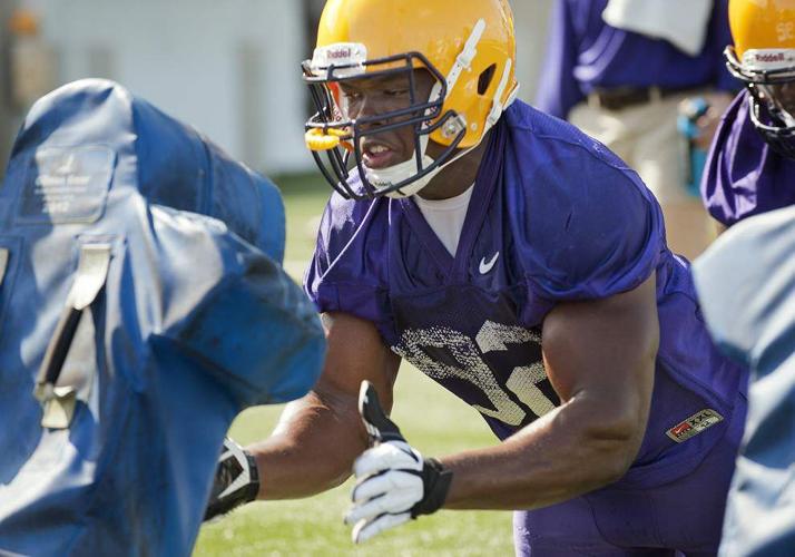 Back at defensive end, an ‘upgraded’ Lewis Neal ready to show ...