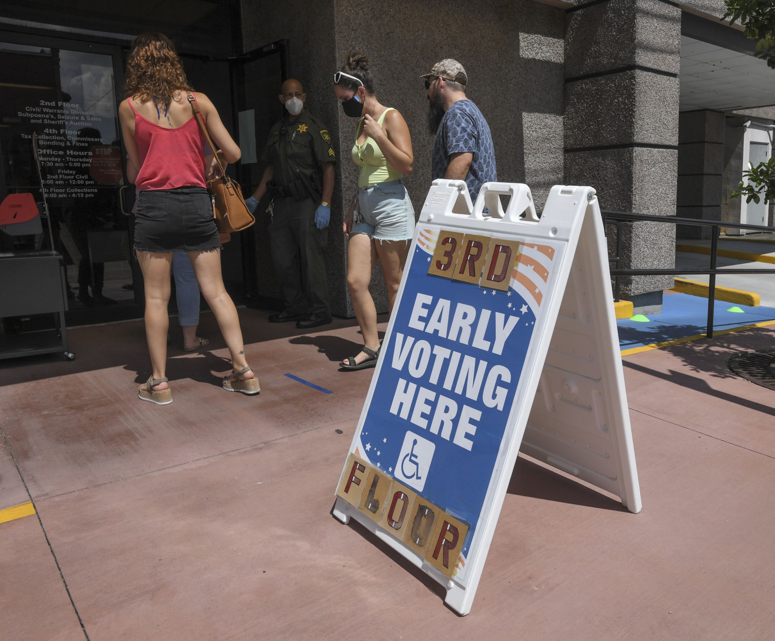 Voters in Louisiana should expect long lines as early voting kicks off ...