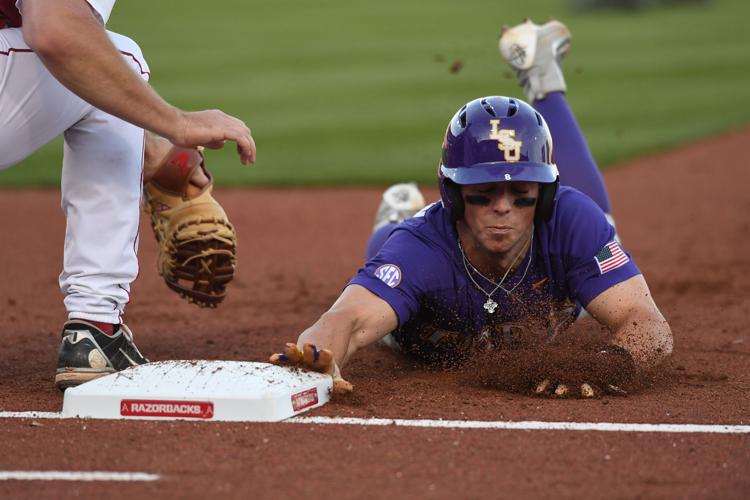Arkansas turns it on late to hand LSU its fifth loss in past seven ...