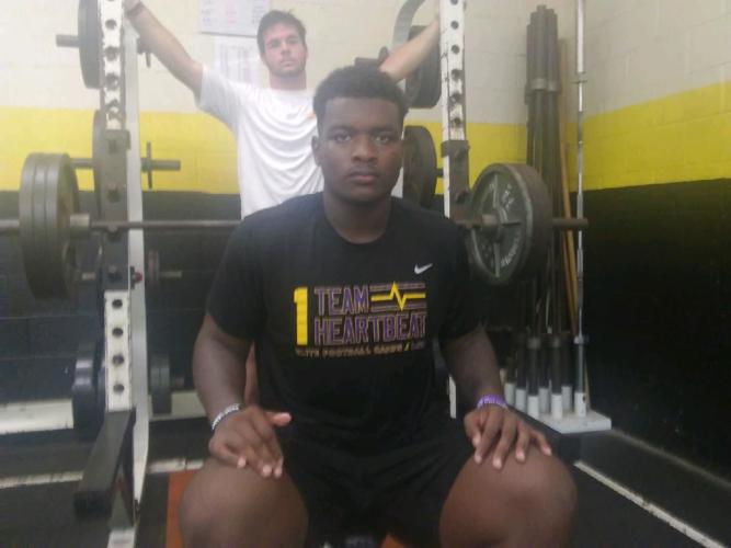 Leaner Jaquelin Roy ready to wreak havoc again on U-High defensive line ...