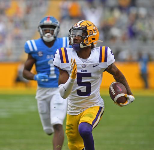 A nose for the ball helps Jay Ward land in a crucial spot in the back ...