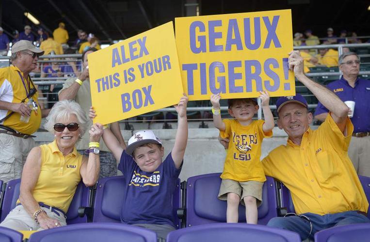 Photos: Revisit big plays, excited fans, high fives, (and an Elvis ...