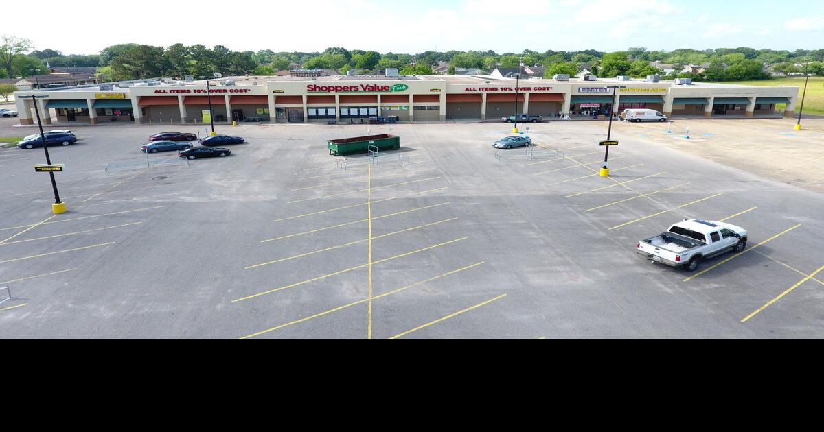 Park Forest Shopping Center on Greenwell Springs sells for $2.32 ...