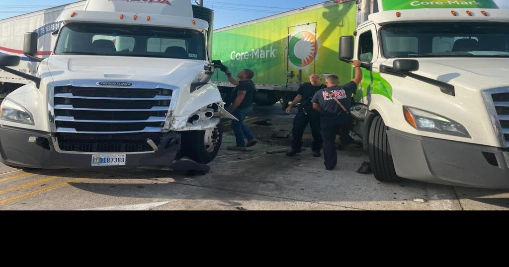 Crash Involving Two 18 Wheelers Closes Roads Near Old Hammond Highway