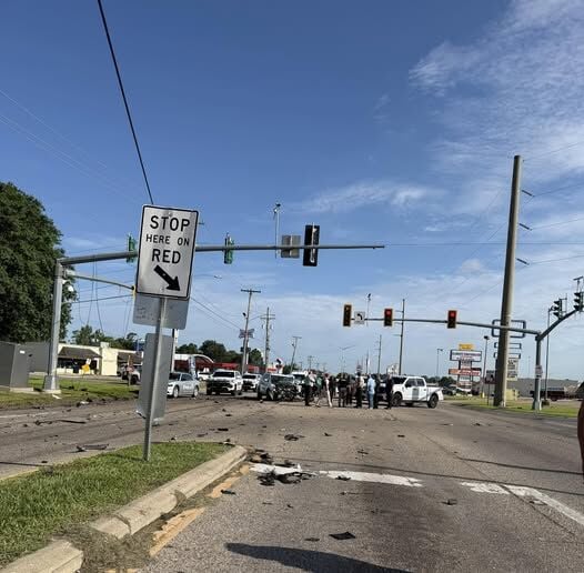 Police investigate major Crowley crash following pursuit | Crime/Police ...