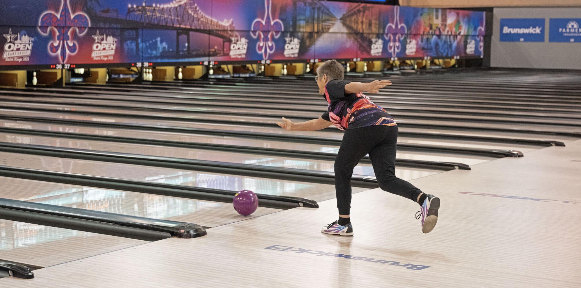Bowlers from all over to Baton Rouge to compete in tourney ...