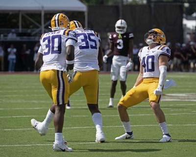 LSU freshman LB Whit Weeks bursting onto the scene | LSU | theadvocate.com