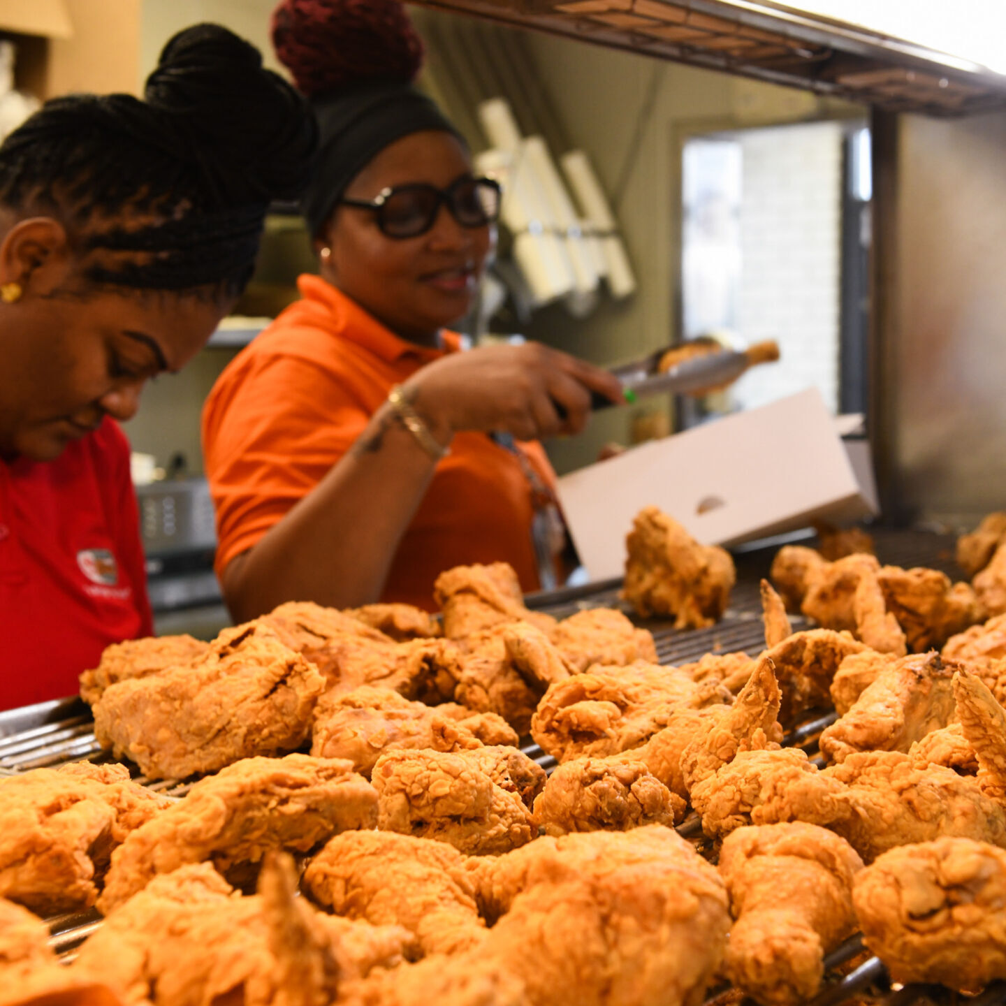 Louisiana fried chicken chain expanding into Baton Rouge | Business ...