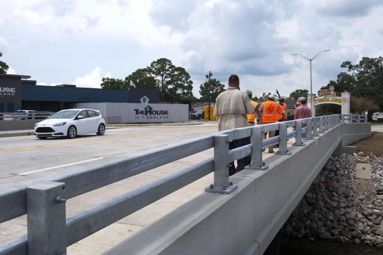 New Tigerland bridge now open, restoring access to LSU-area bars after ...
