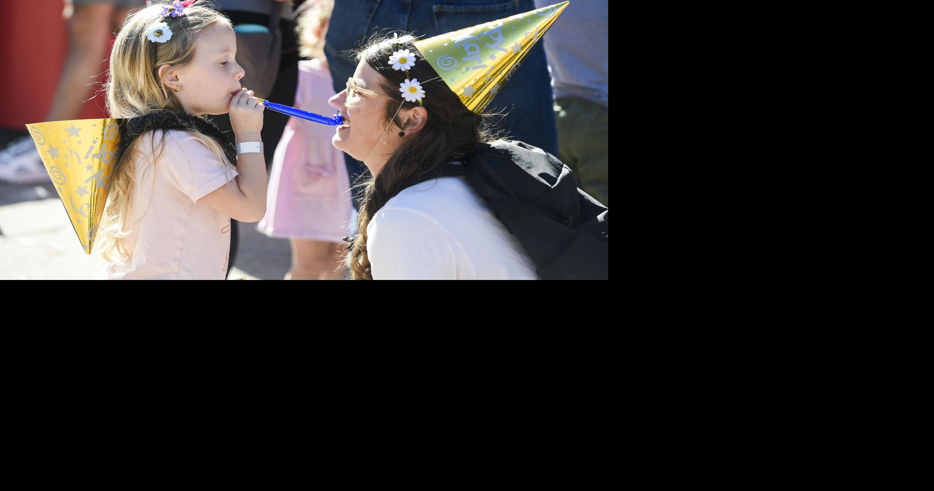 Photos: See the 28th Annual New Year's Noon countdown and confetti drop ...