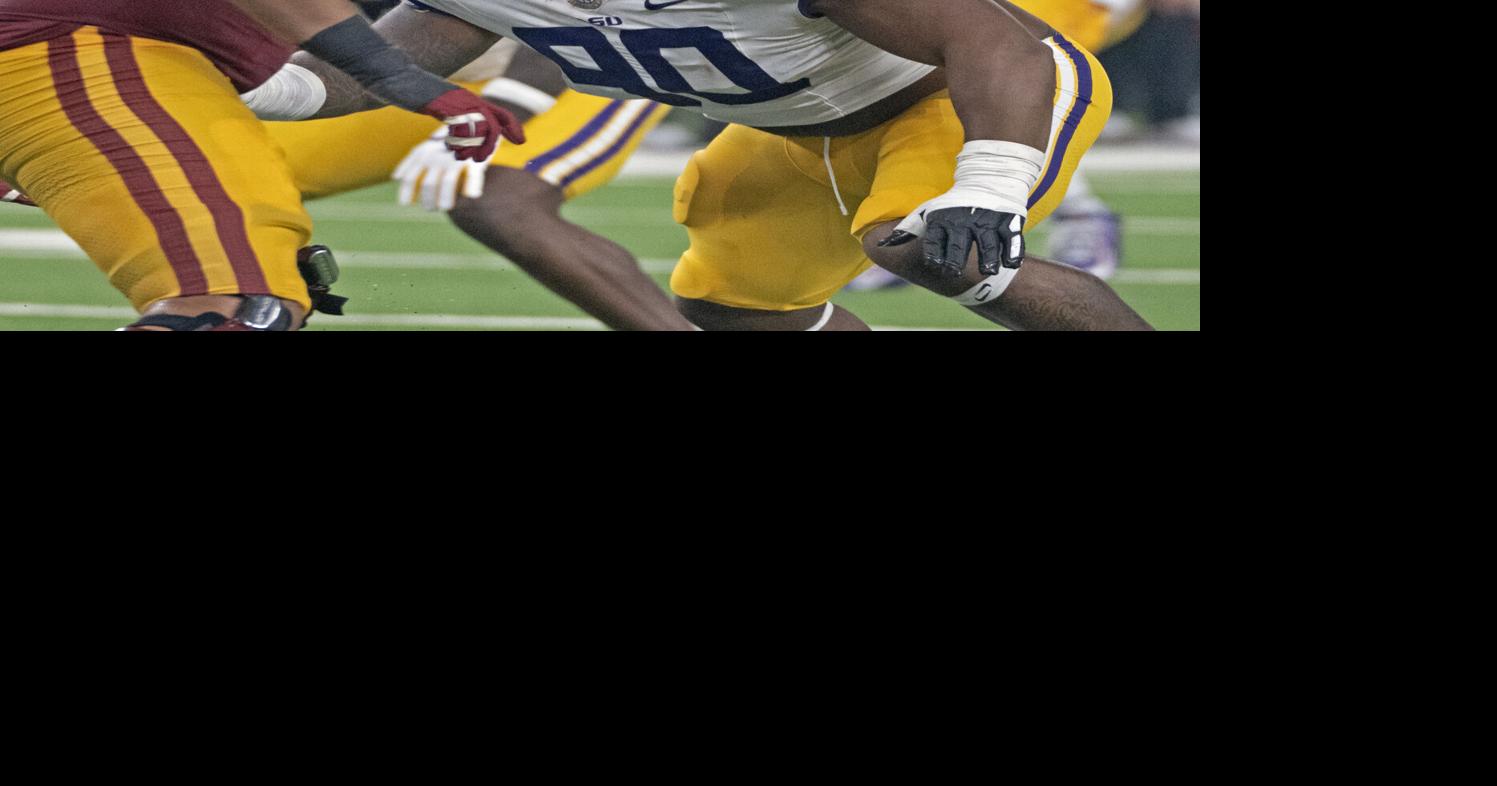 Defensive tackle Jacobian Guillory injured early in LSU win | LSU ...