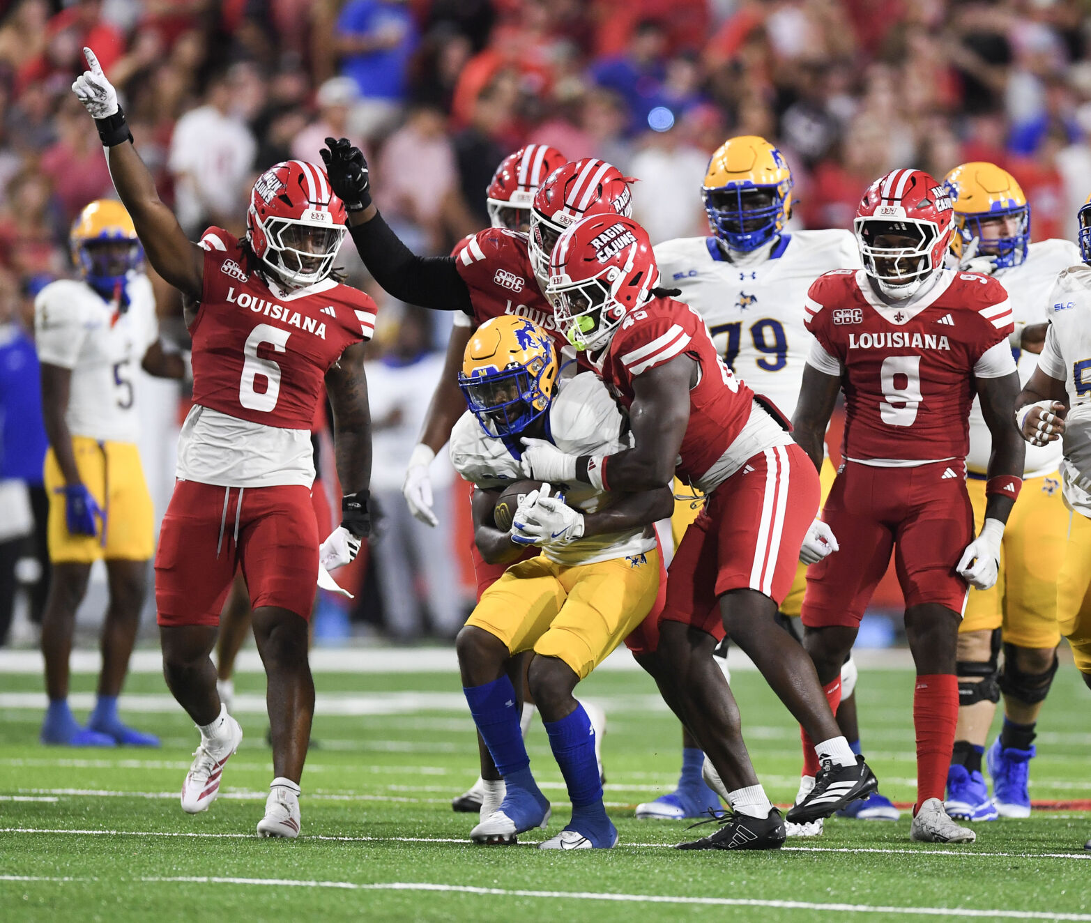 Slow starts, cornerback roles still issues for UL defense | UL Ragin ...