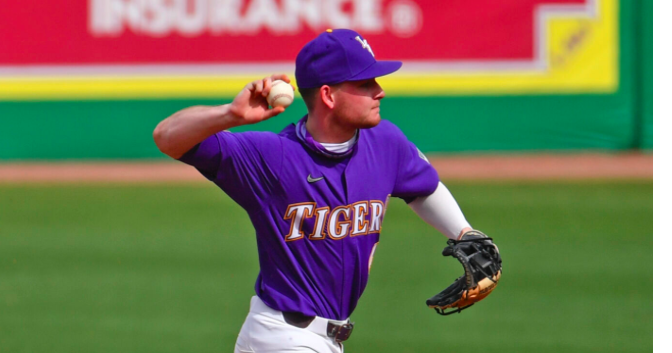 LSU second baseman Cade Doughty injures shoulder during home run ...