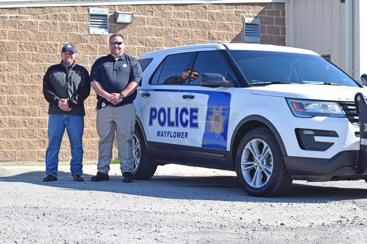 Mayflower officials honor officers Moody, Myers | News | thecabin.net