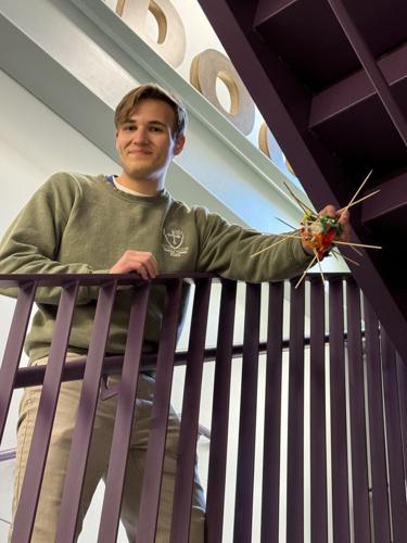 Physics students learn through experiment | News | thecabin.net