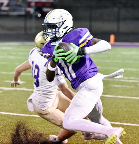 Mayflower can't keep up with CAC QB in 50-34 loss | Sports | thecabin.net