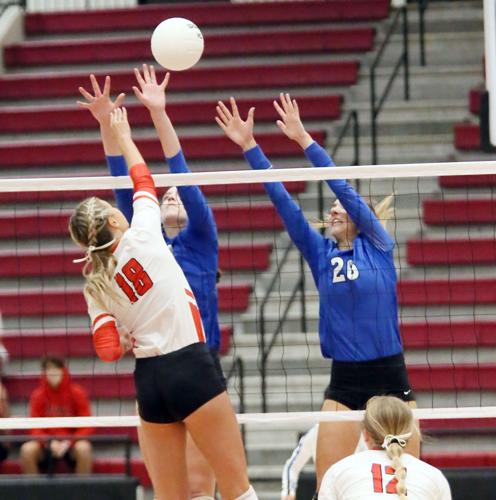 Lady Wampus Cats hold off game Cabot squad in 3 sets | Sports ...