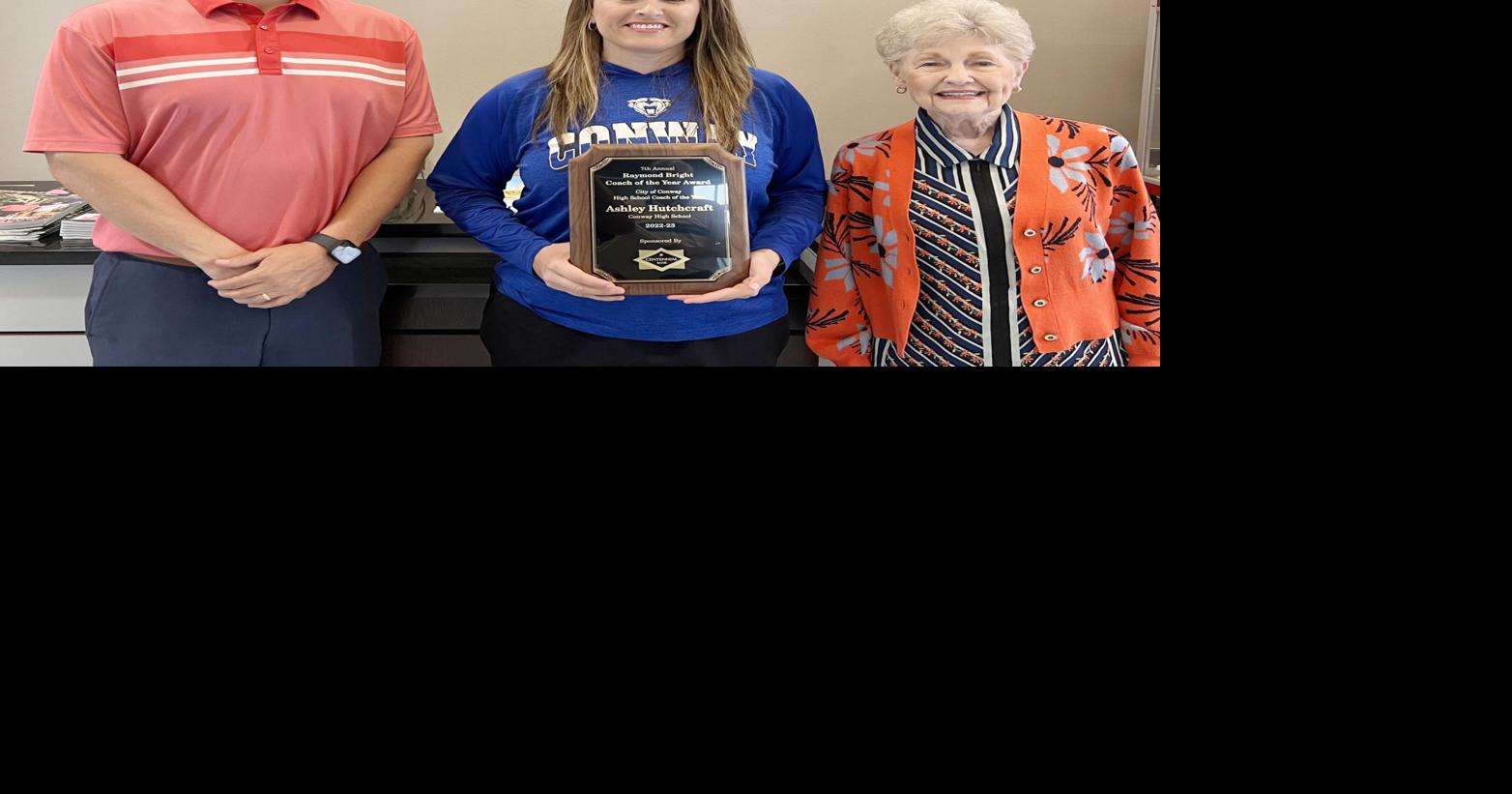 Conway coach receives Raymond Bright Award | Sports | thecabin.net