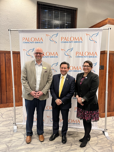 Collum attends Paloma Community Services gala | News | thecabin.net
