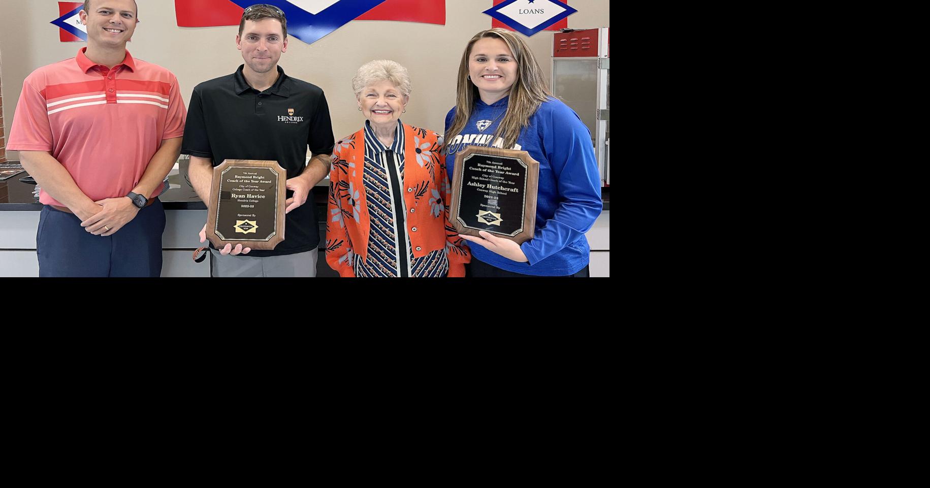 Hendrix coach receives Raymond Bright Award | Sports | thecabin.net