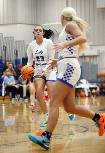 Lady Warhawks shake off slow start, rout Rose Bud | Sports | thecabin.net