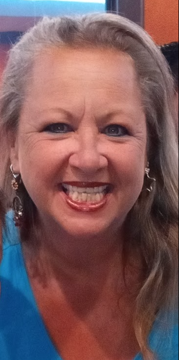 Lisa Hackett's Instagram, Twitter & Facebook on IDCrawl