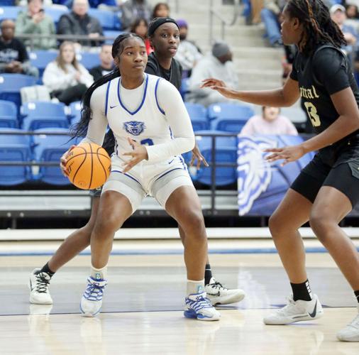 Young Lady Cats can't hold off Central charge | Sports | thecabin.net