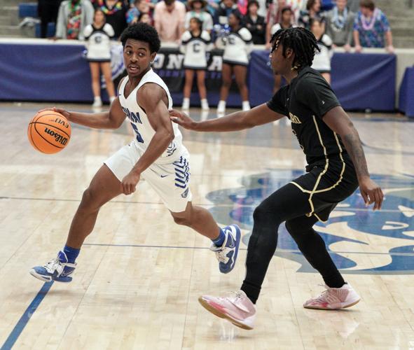 Second half dooms Wampus Cats against Hurricane | Sports | thecabin.net