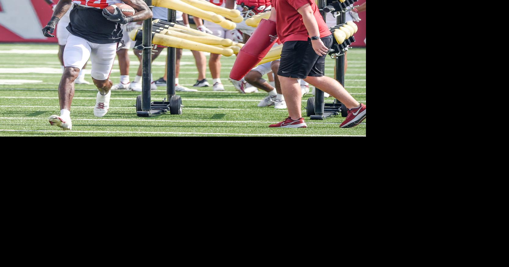 Hogs in good shape at receiver, nickel back | Sports | thecabin.net