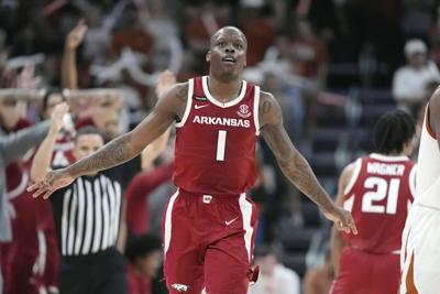 Razorbacks hold off Longhorns for 78-70 win | Sports | thecabin.net