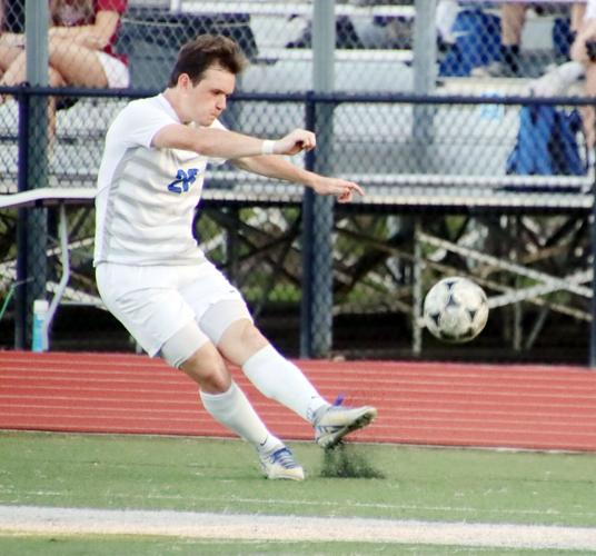 how to draw a cat on a soccer ball