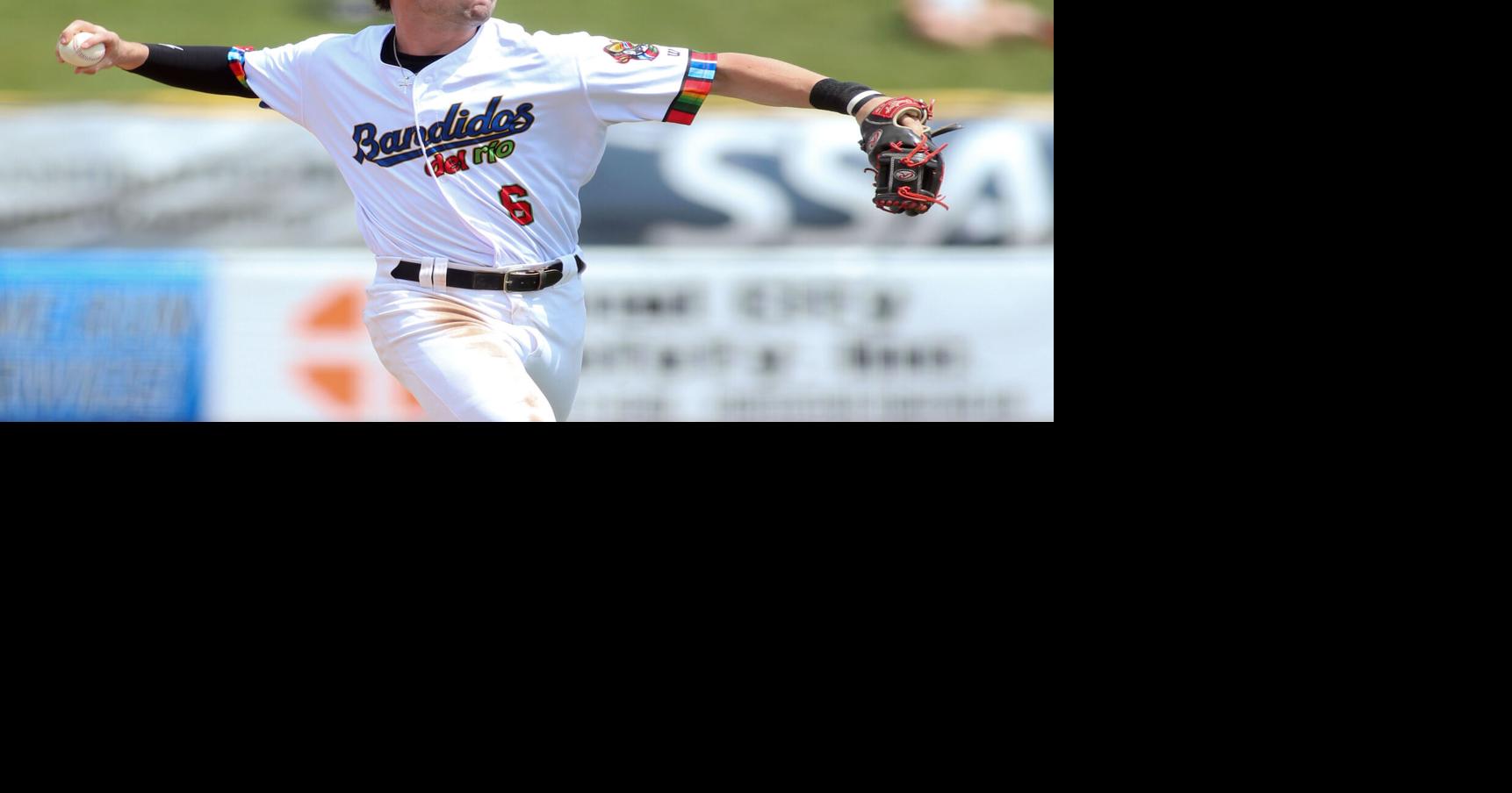 Wallace receives honor from Kansas City Royals | Sports | thecabin.net